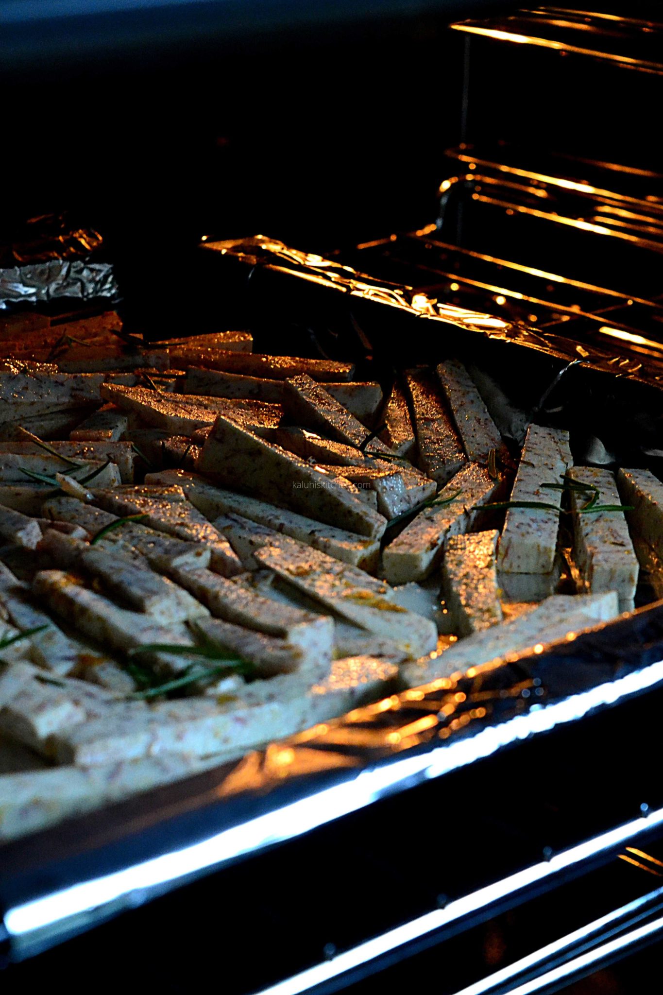 Cumin Nduma Fries with Roasted Garlic & Grapefruit Aioli