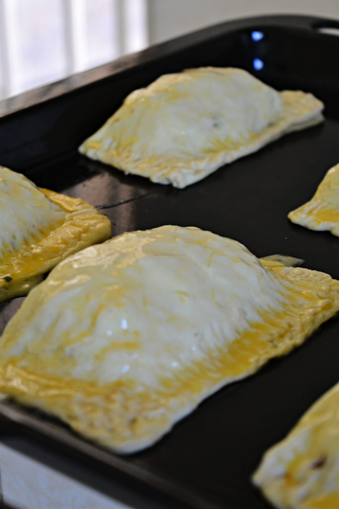 Cheesy Beef Meat Pies