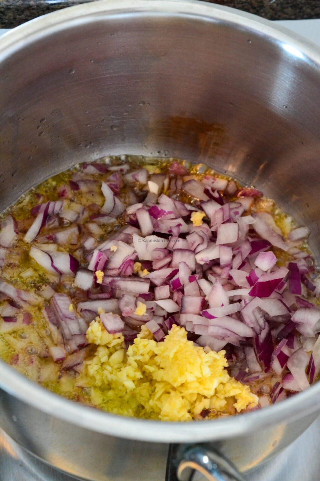 Garlic Coconut Cream Tsisagaa (Chinsaga/Saget)